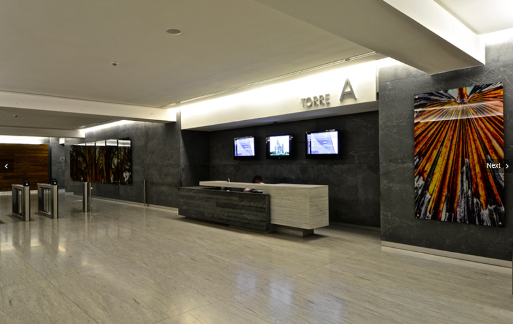 Capital Reforma – Phillip Johnson