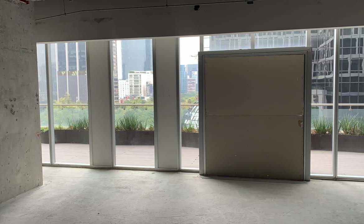 Torre Mapfre – Phillip Johnson