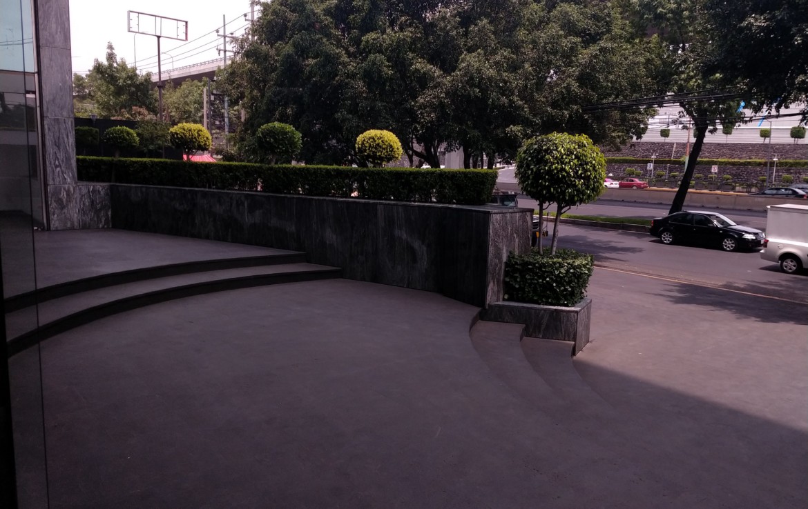 Torre Jade – Perisur – Phillip Johnson