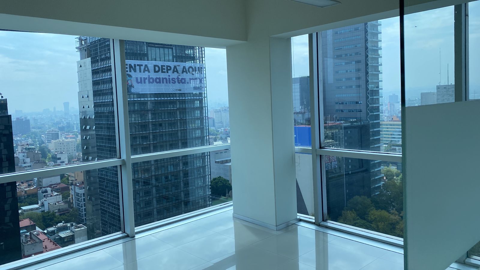 Torre Indigo – Phillip Johnson