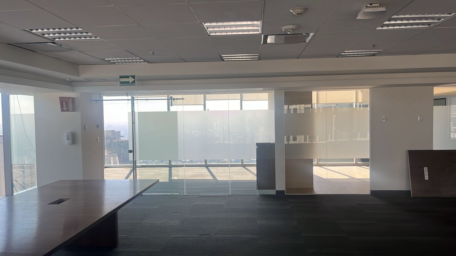 Capital Reforma – Phillip Johnson