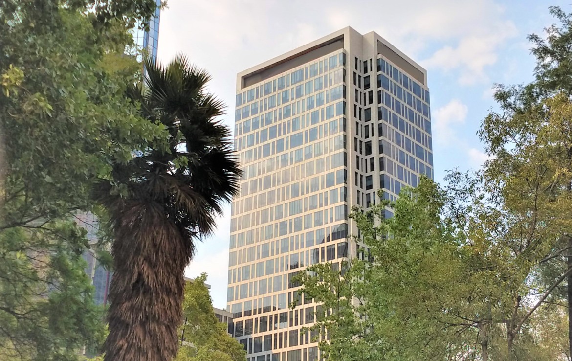 Torre Mapfre – Phillip Johnson