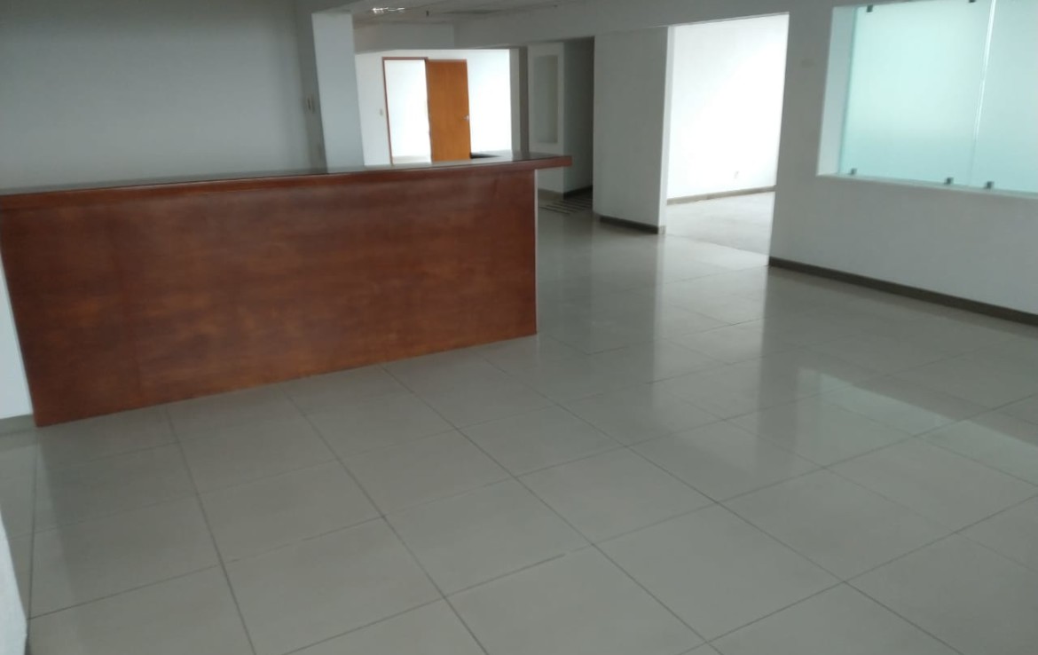 Torre Jade – Perisur – Phillip Johnson