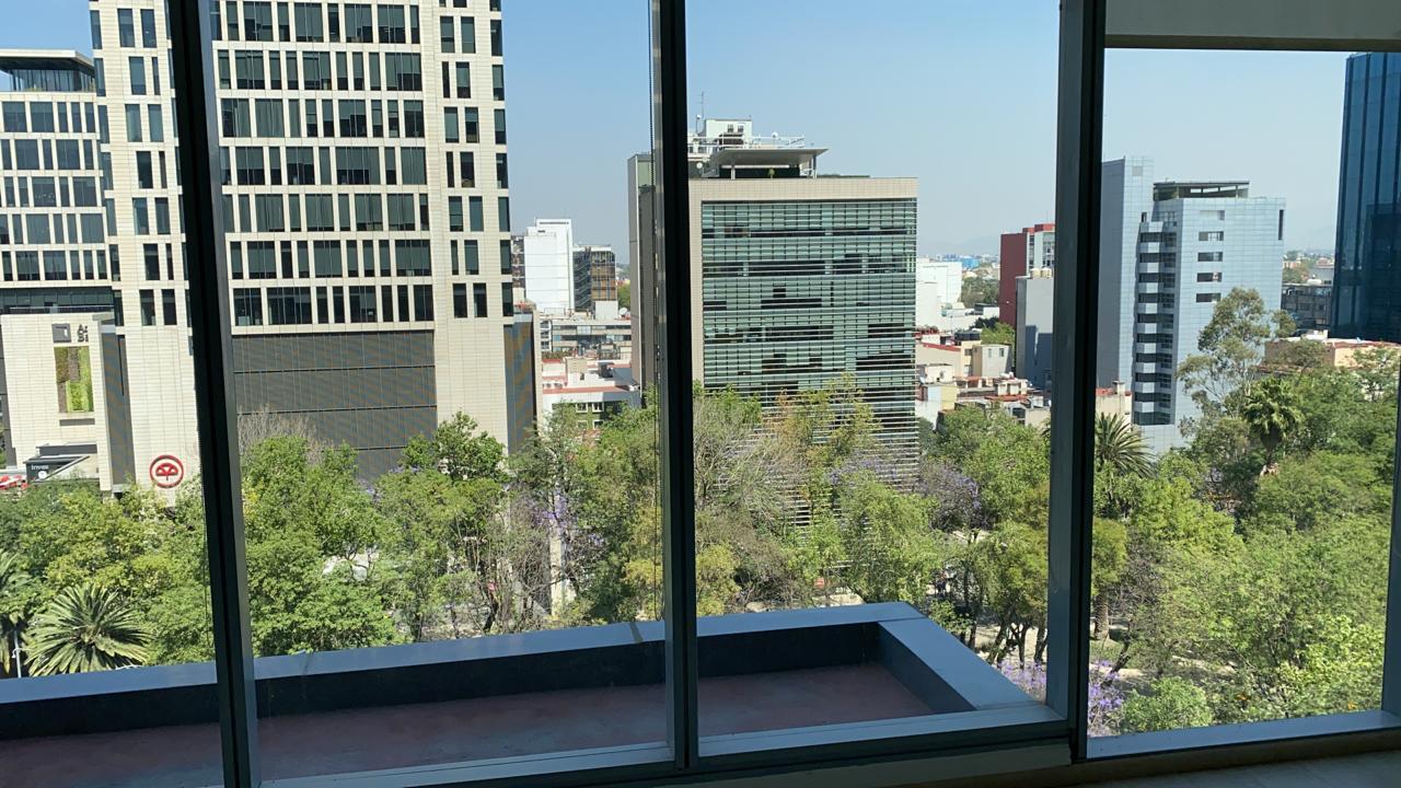 Capital Reforma – Phillip Johnson