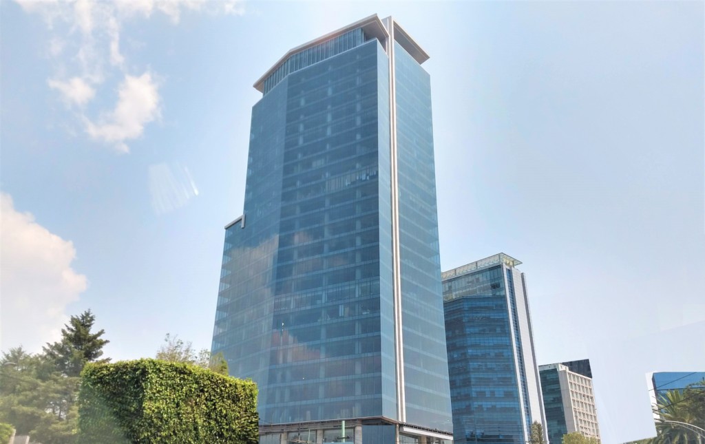 Corporativo Aleph Insurgentes – Phillip Johnson