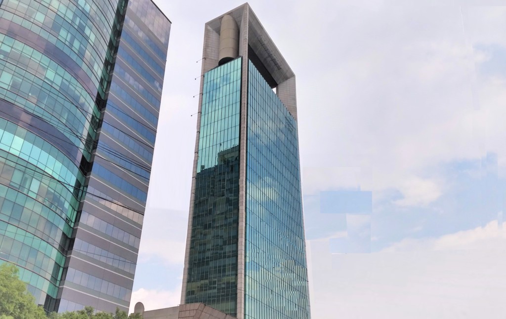 Torre Quadrata – Phillip Johnson