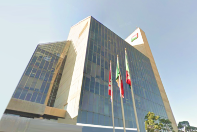 Torre Jade – Perisur – Phillip Johnson