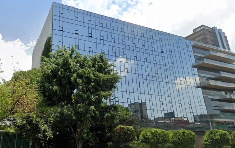 Torre Altiva – Phillip Johnson